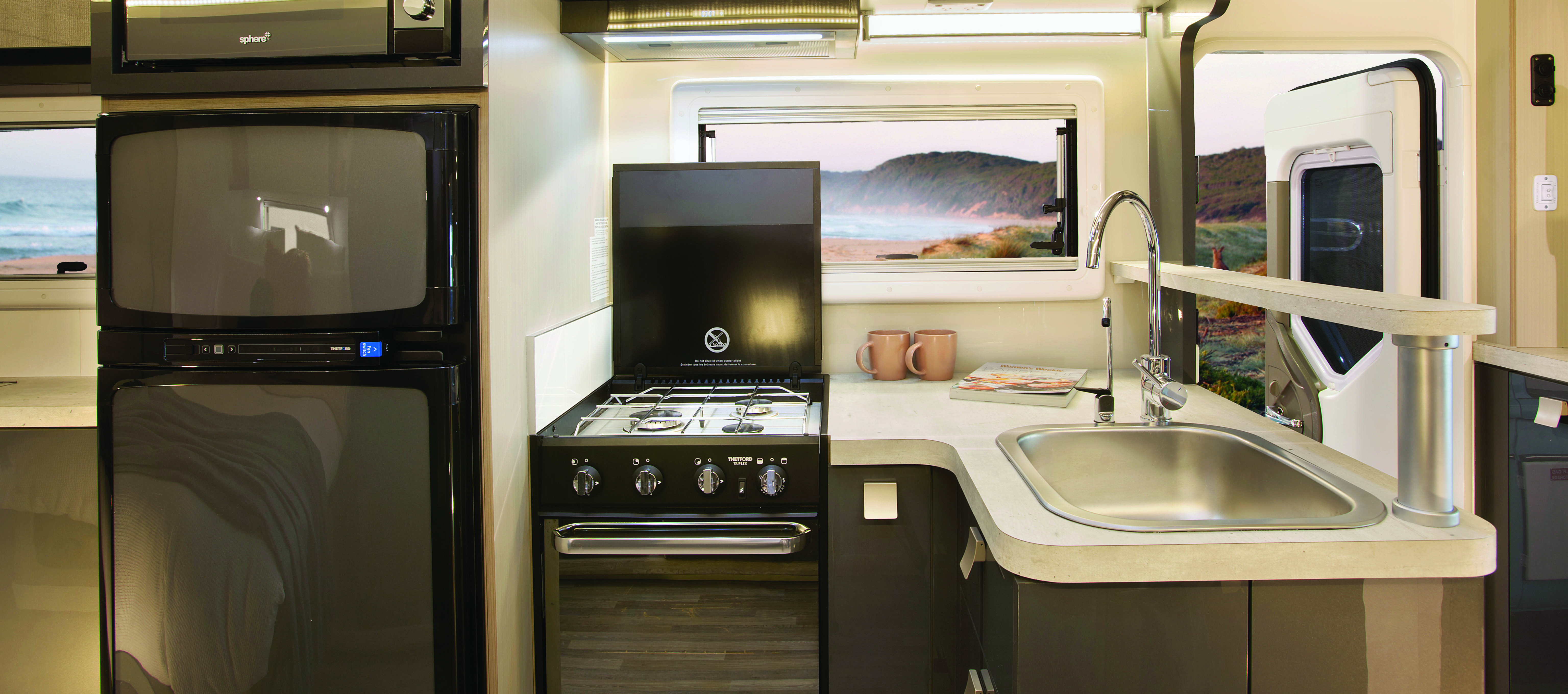 NAVIAN – Sunliner Navian Motorhome – a luxury mid sized motor home ...